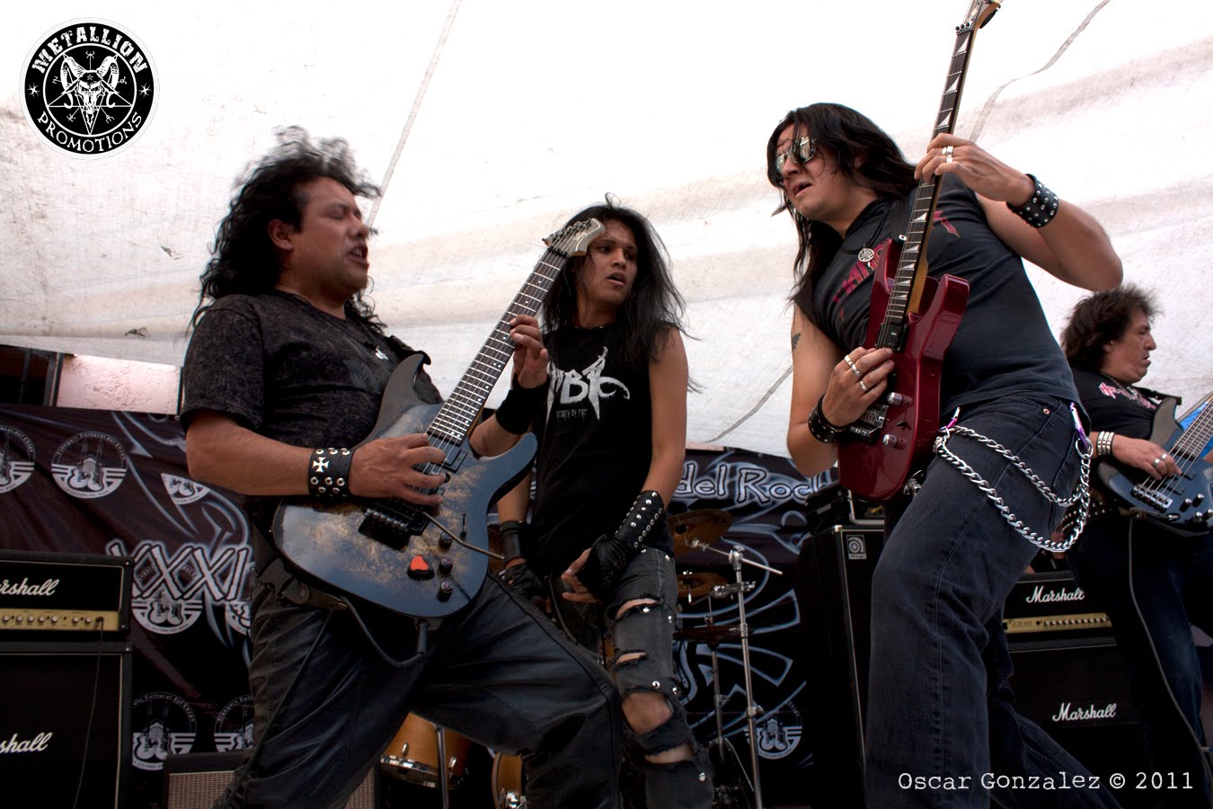 CAMINOS DE ACERO: EL ANIVERSARIO DE METAL WIZARD MAGAZINE EN FOTOGRAFIAS