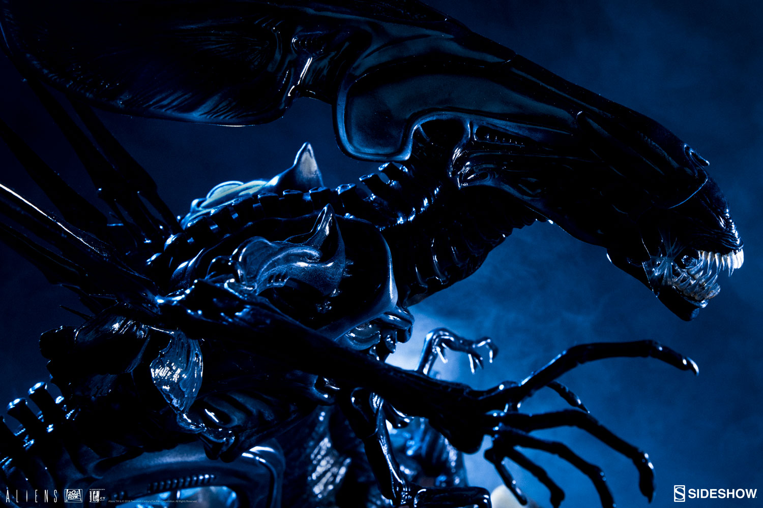 toyhaven: Sideshow Collectibles 19-inch tall Alien Queen Maquette with ...