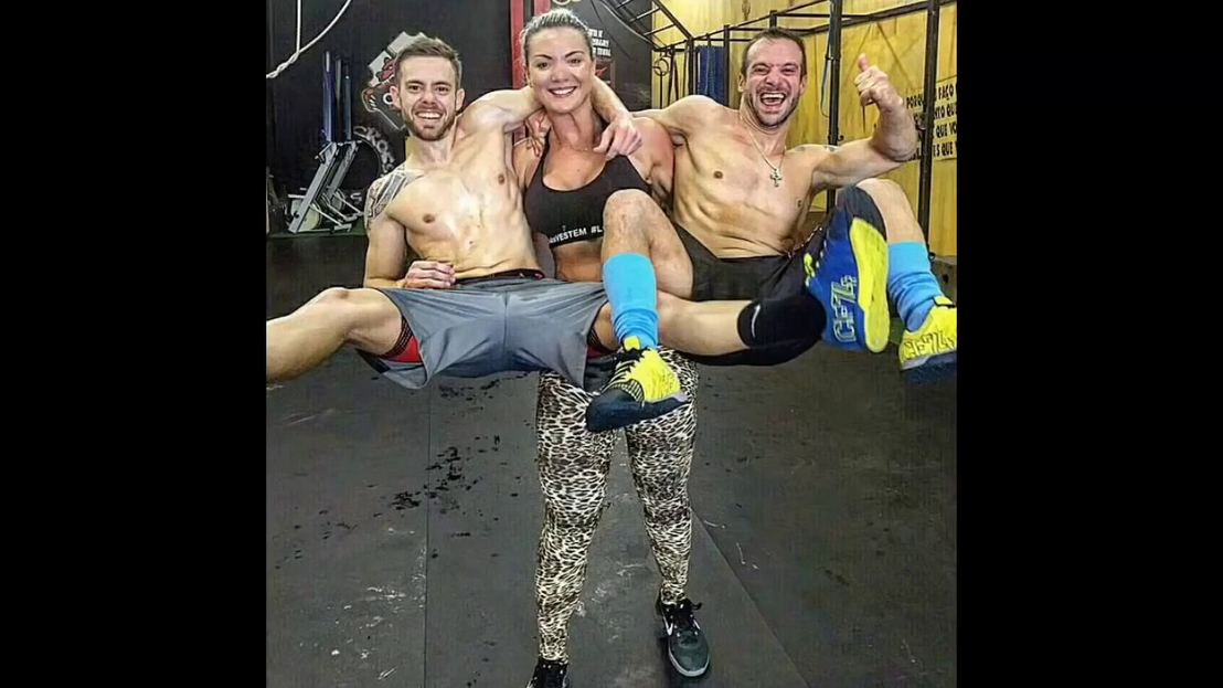 Best Lift And Carry Girl Carrying Man Female Bodybuilders