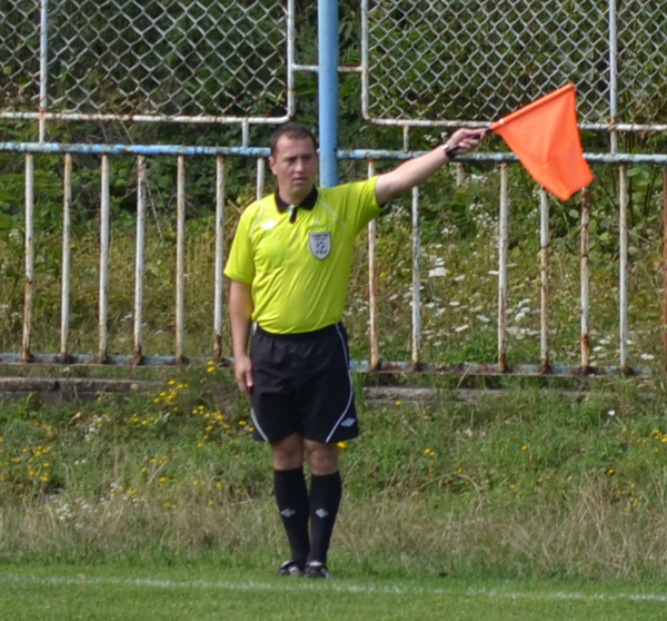 Sport-Campina: CSM Câmpina - Avântul Măneciu 2-1. Imagini cu brigada ...