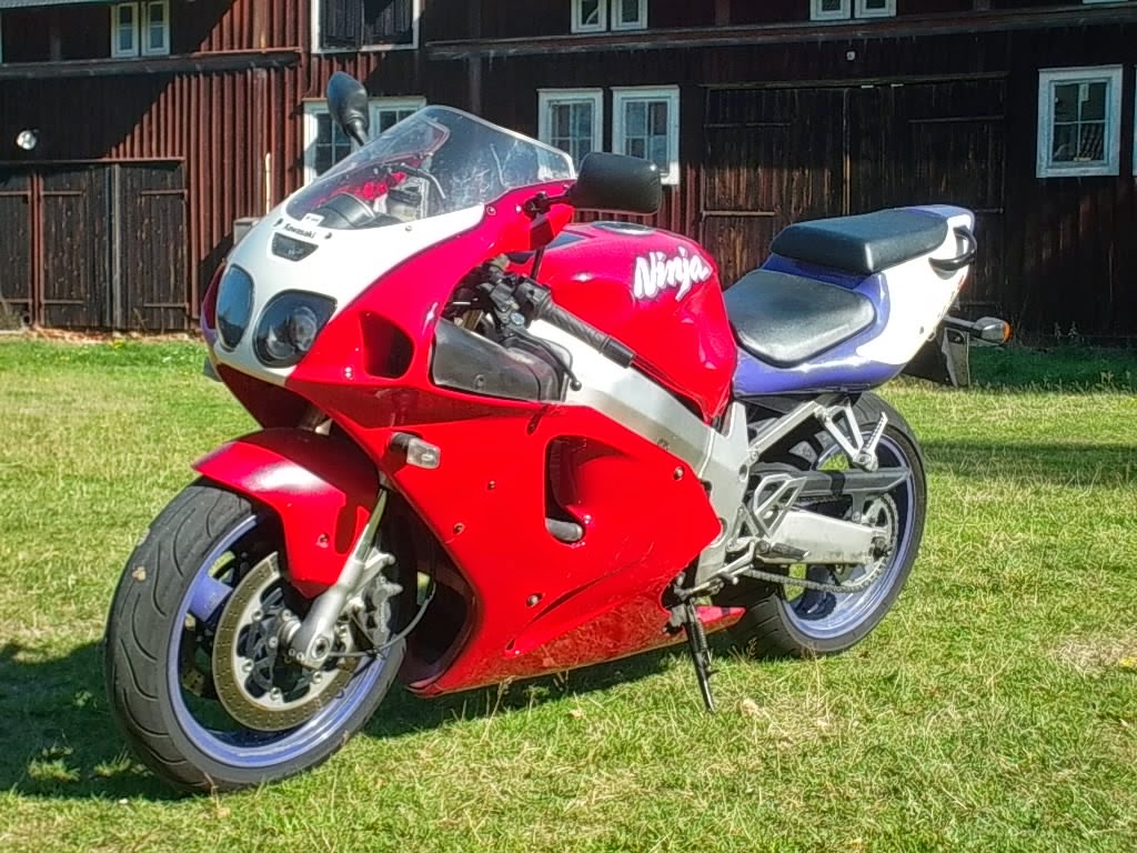 Nonshine .: Kawasaki ZX7R 1997