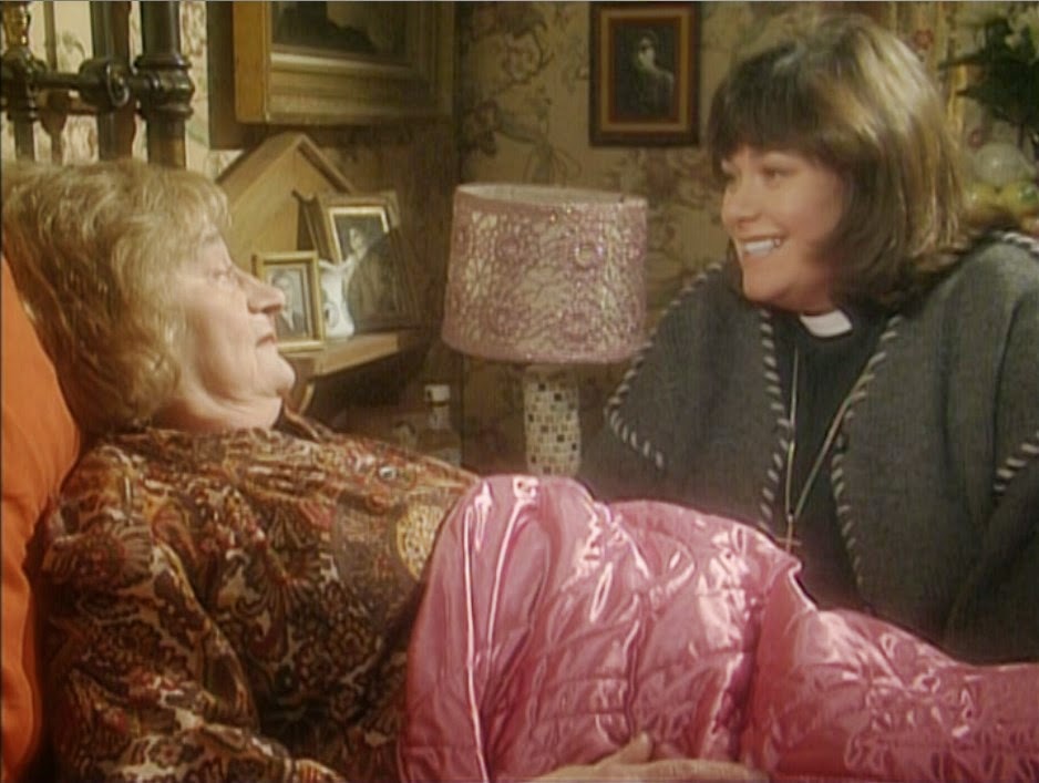Holiday Film Reviews: The Vicar Of Dibley: "The Easter Bunny"