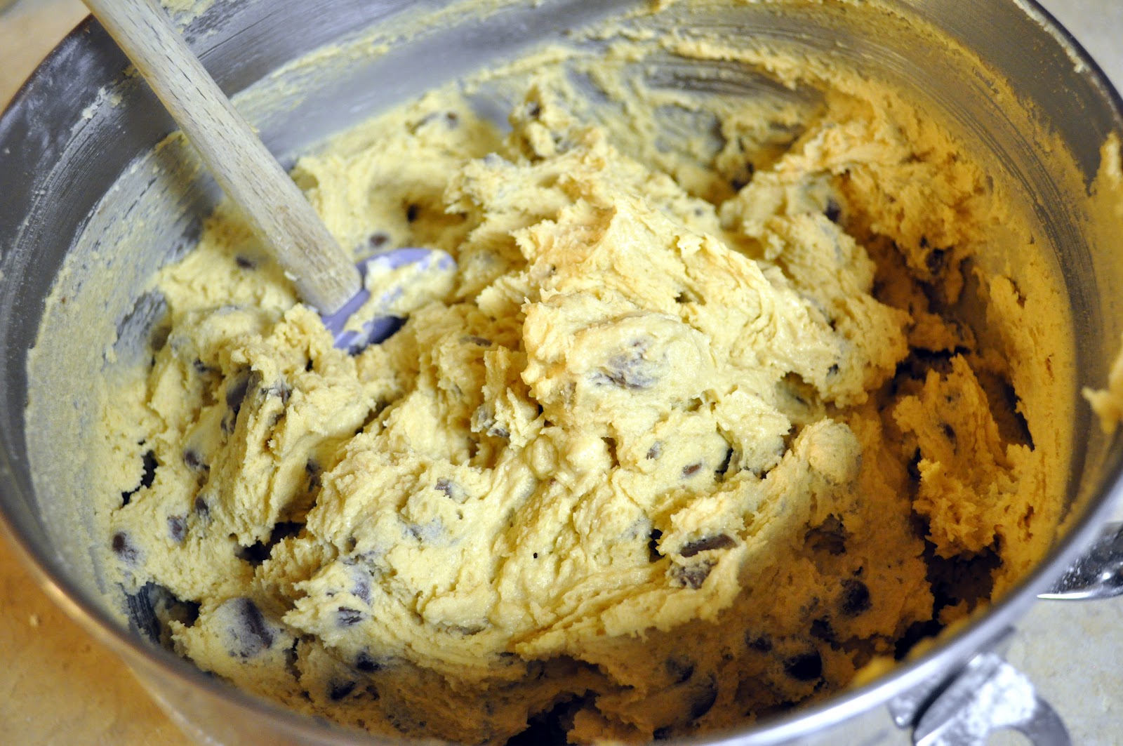 chubby chicks with oven mitts: Rub 'em all over your body chocolate ...