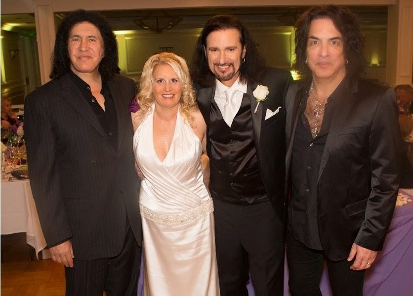 KISS LA BANDA MÀS CALIENTE DEL MUNDO: MATRIMONIO DE BRUCE Y LISA KULICK ...