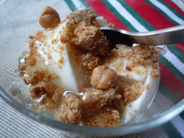 Bolli's Kitchen: Eusko kutixi, mamia avec biscuit et miel - Baskischer ...