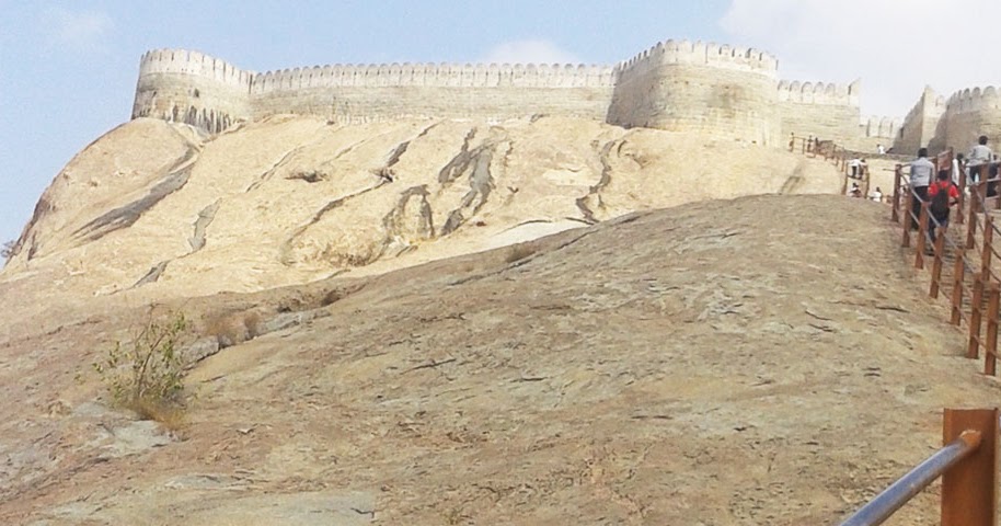 Tamilnadu Tourism: Namakkal Fort