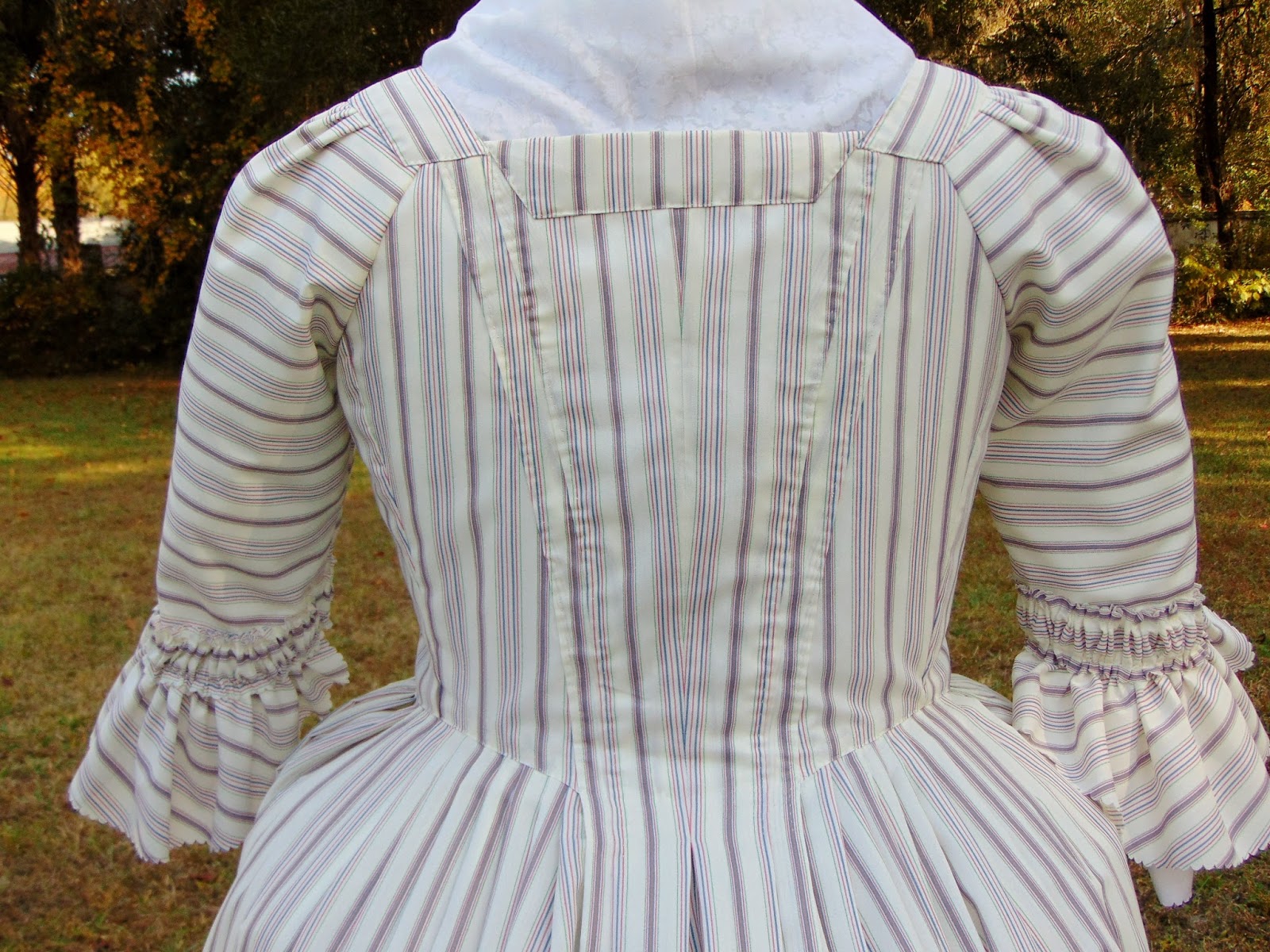 The Antique Sewist: 1770s "ribbon candy" Anglaise - Larkin & Smith ...