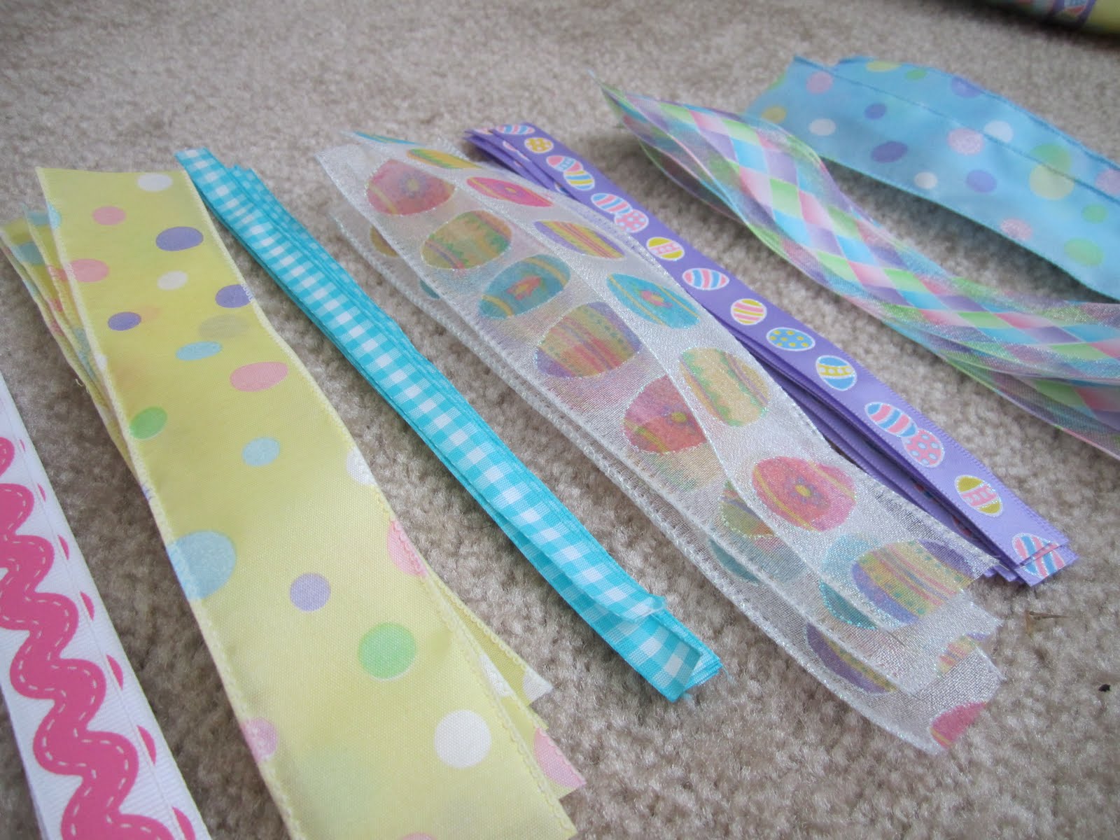 Two Little Cookie Monsters: easter fun!