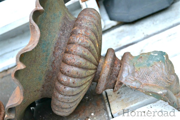 How to Make a Repurposed Rusty Planter