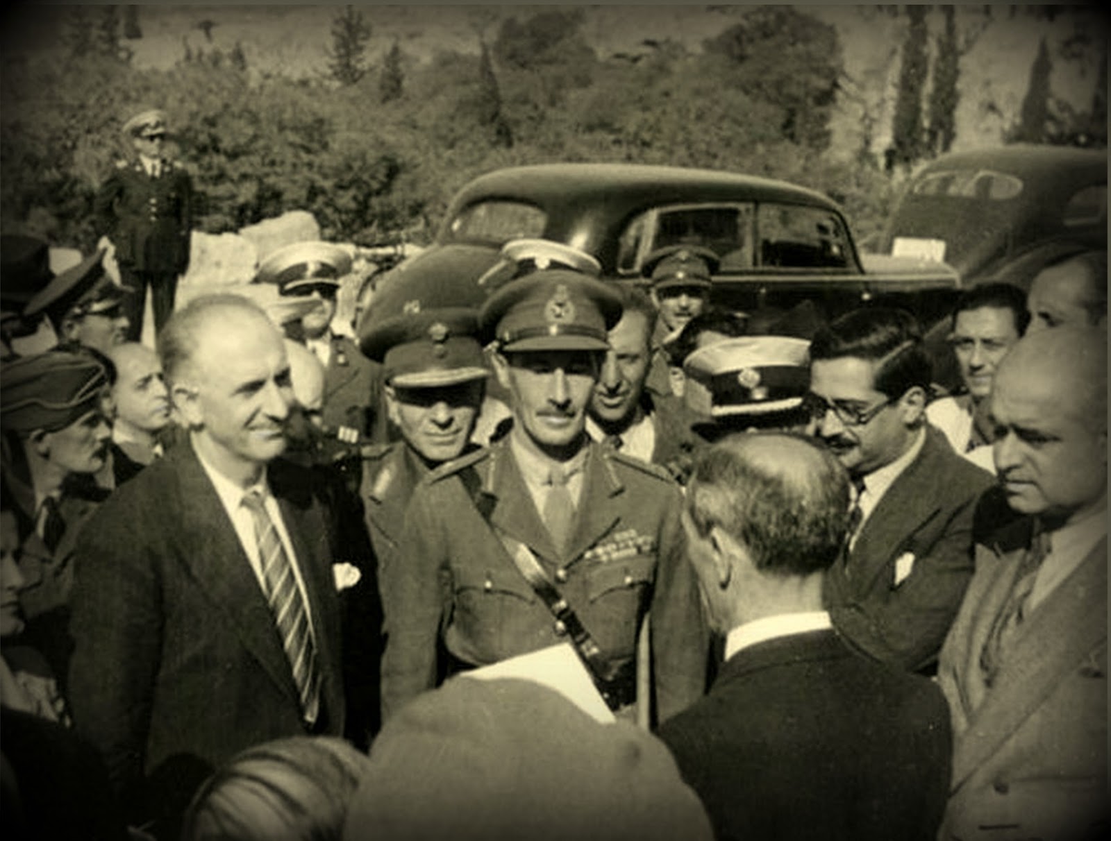 ΙΣΤΟΡΙΑ ΕΛΛΗΝΙΚΗ ΚΑΙ ΠΑΓΚΟΣΜΙΑ : ΔΕΚΕΜΒΡΙΑΝΑ 1944 (ΜΕΡΟΣ Α')