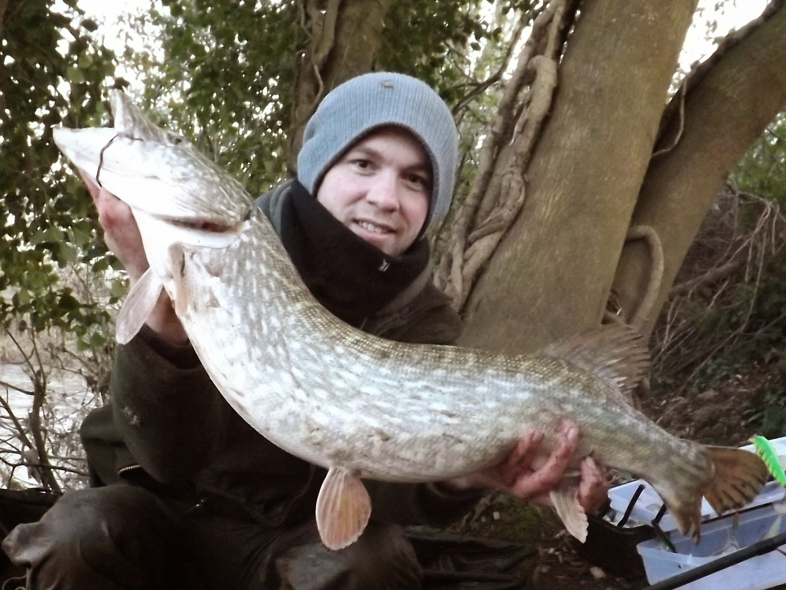 On The Bank Angling: Summing up January. (COLD!!!!!)