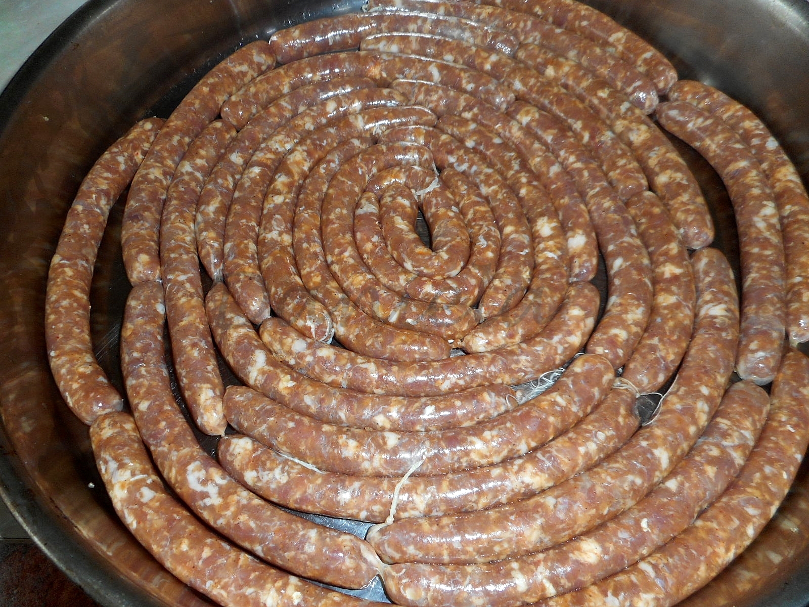 Daniela, bucatarie moldo-ardeleneasca: Carnati de casa - o reteta ca la ...