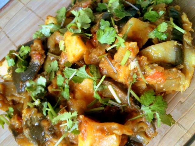 My Spicy Taste Buds: Alu baingan