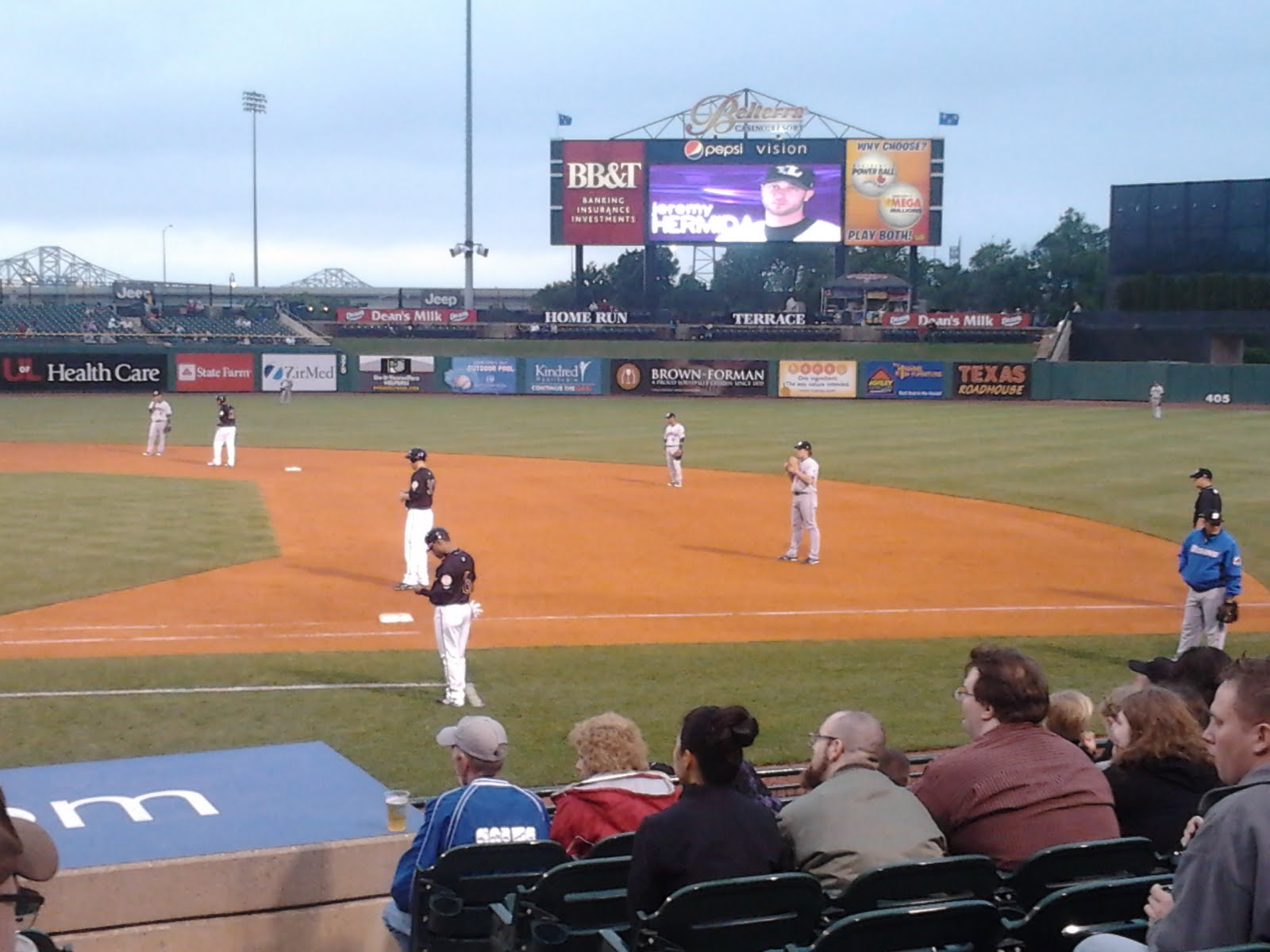 The Baseball Enthusiast: 5/14/11 Buffalo Bisons 3, Louisville Bats 8