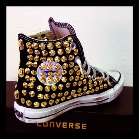 I love shopping - Studded converse mania