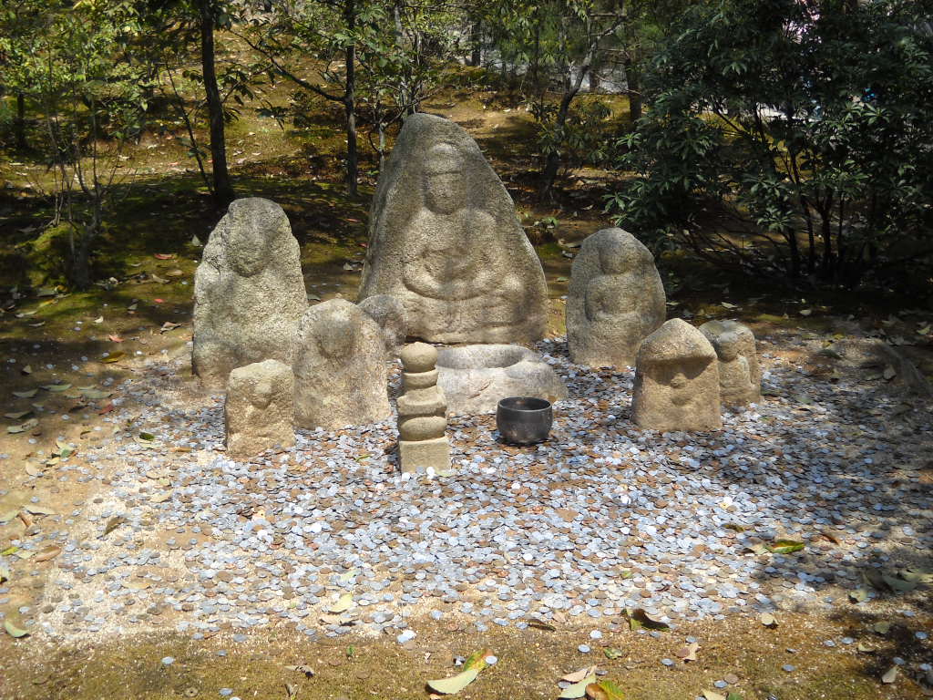 Daily Glimpses of Japan: Jizou Statues