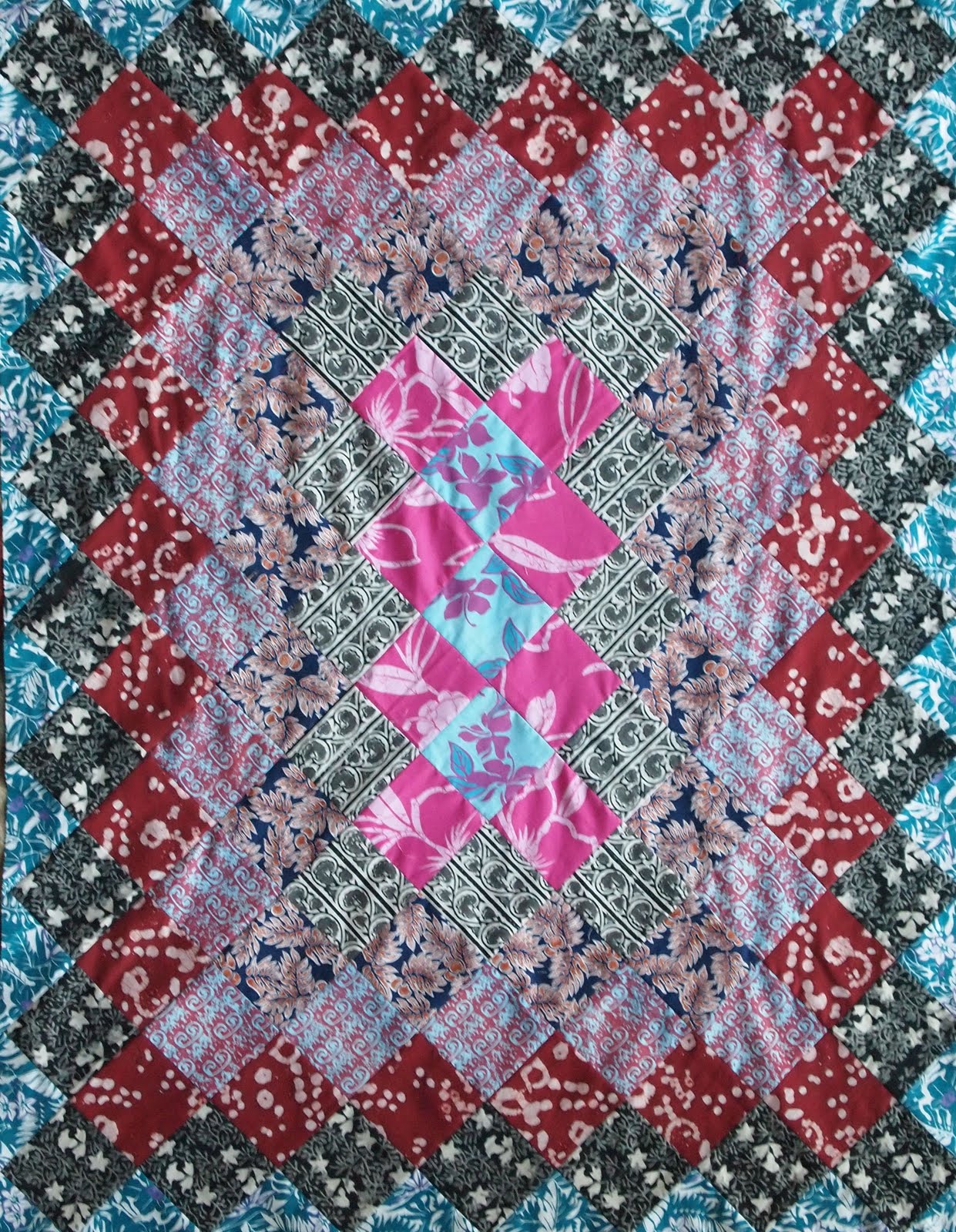 QuiltWrapUp: Dual Boston Commons Quilts