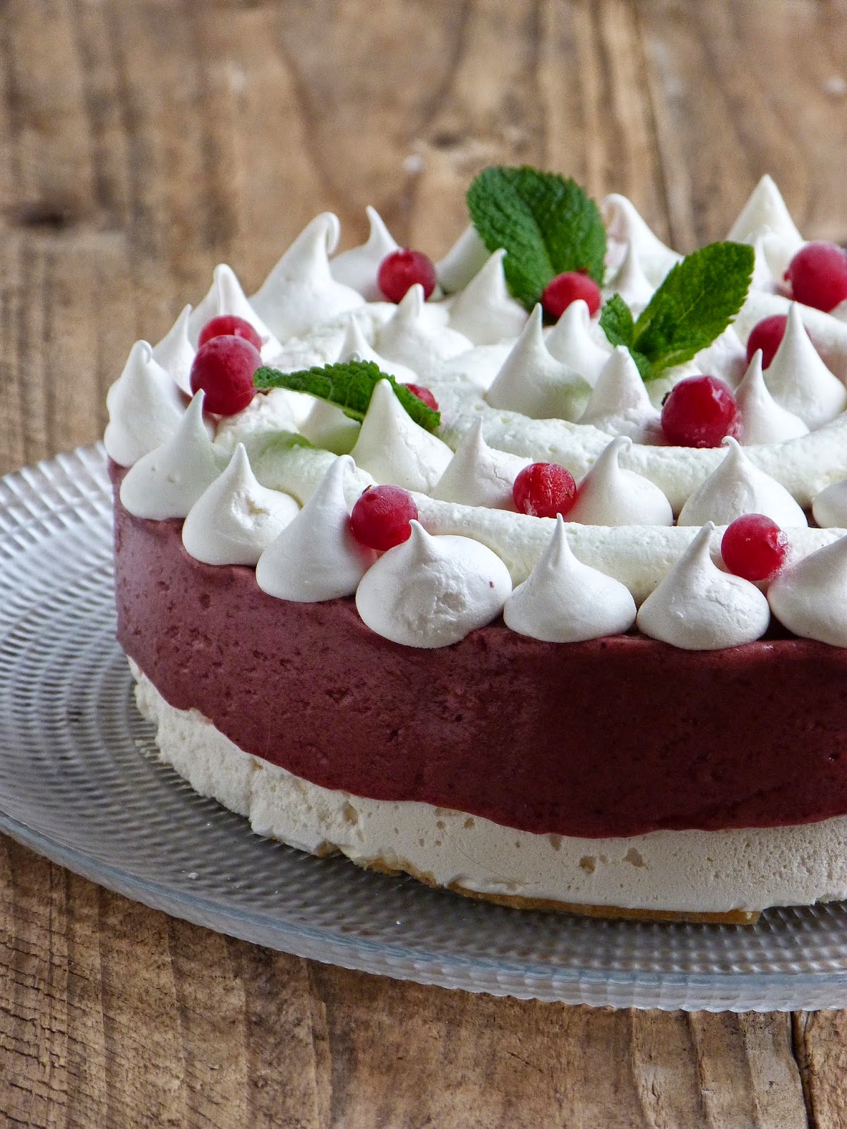 Chic, Chic, Chocolat...: Vacherin glacé aux fruits rouges
