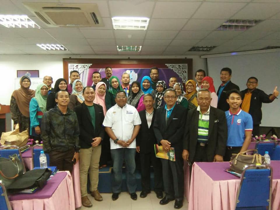Perkongsian Amalan PAK21 Bersama PPD Lipis