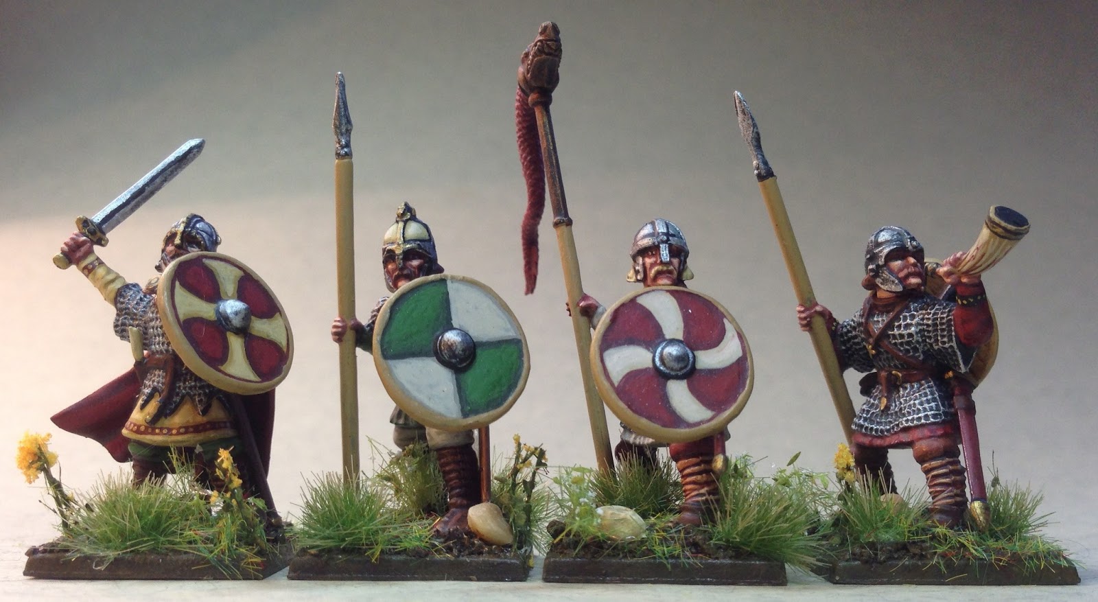 Wargames Figures of Steel Eel Studios: 28mm Gripping Beast Saxon Thegn ...