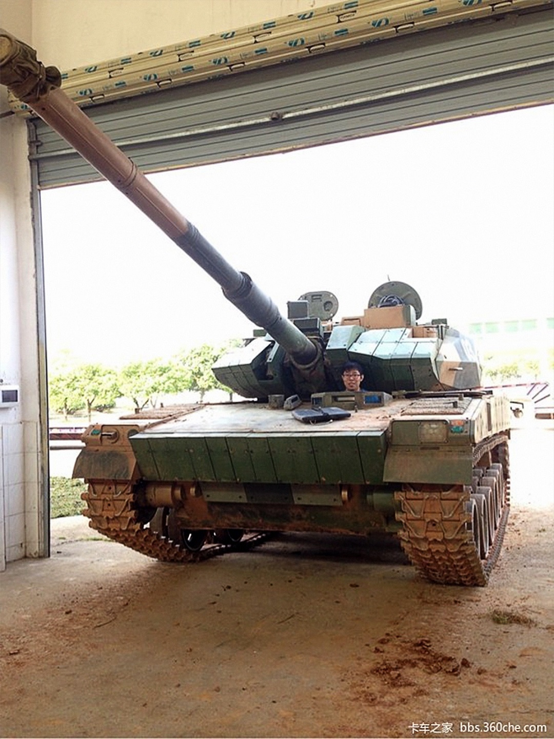 Below The Turret Ring: Chinese Armor at Zhuhai