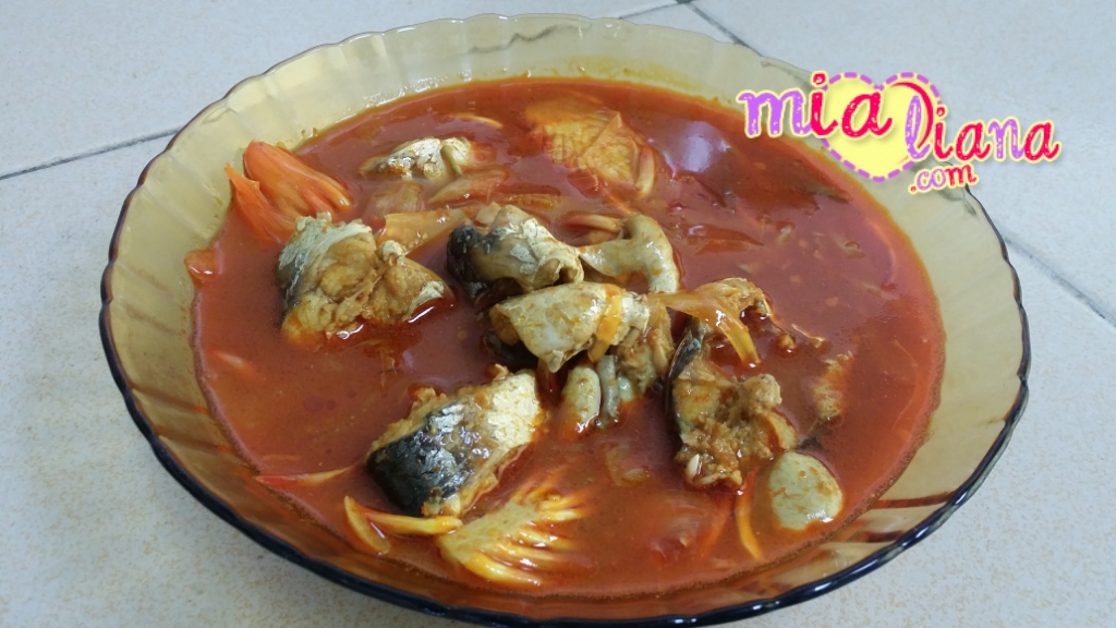 Asam Pedas Ikan Duri Dan Sayur Terung Pipit Goreng