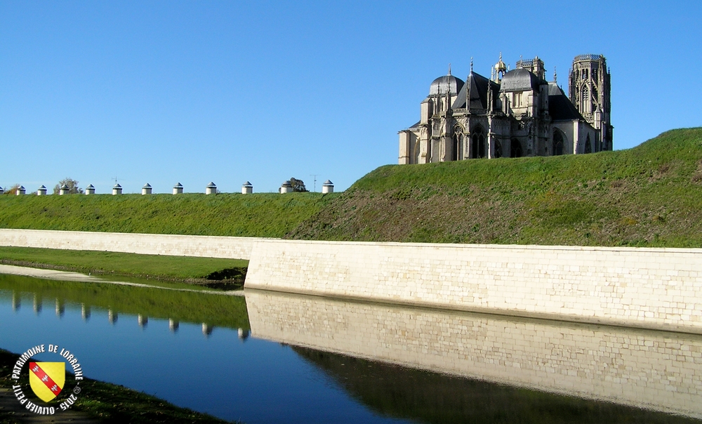 PATRIMOINE DE LORRAINE: TOUL (54) - Remparts Vauban
