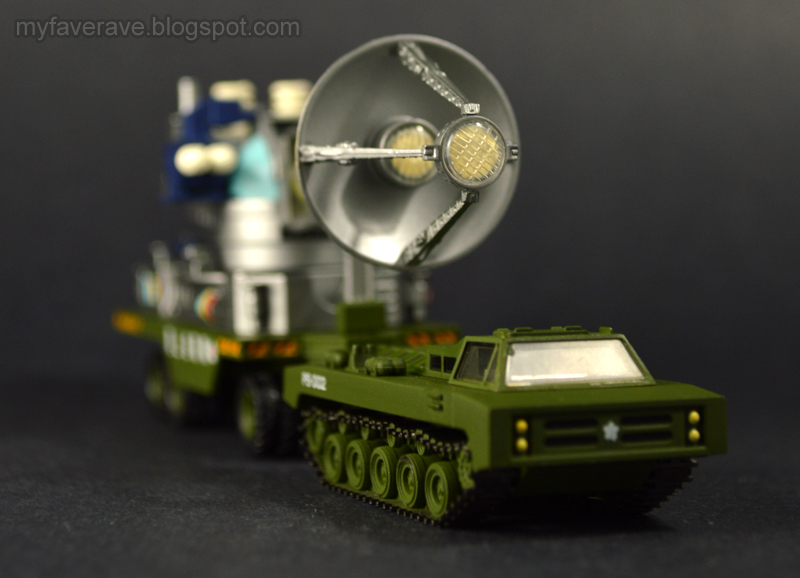 The Rave Corner: Kaiyodo Revoltech Type 66 Maser Cannon Review