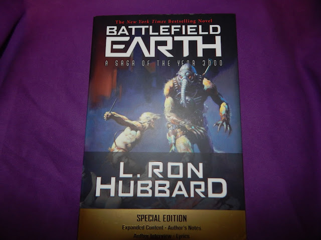 Review - Battlefield Earth: A Saga Of The Year 3000 - Ramblings of a ...