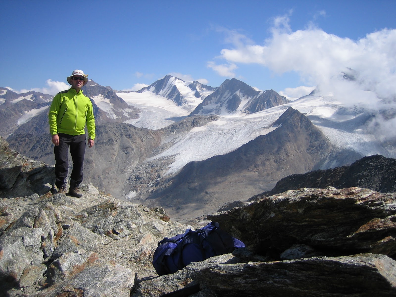 Biken, Berge und Steigen: übers Hauslabjoch zur Ötzifundstelle