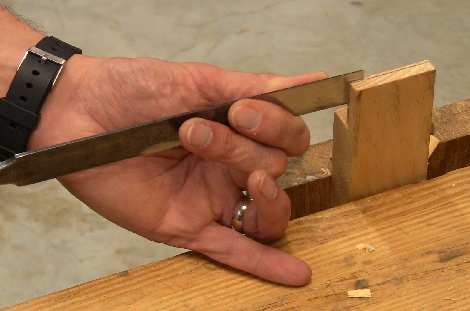 Close Grain: Four-Stroke Tenoning Exercise