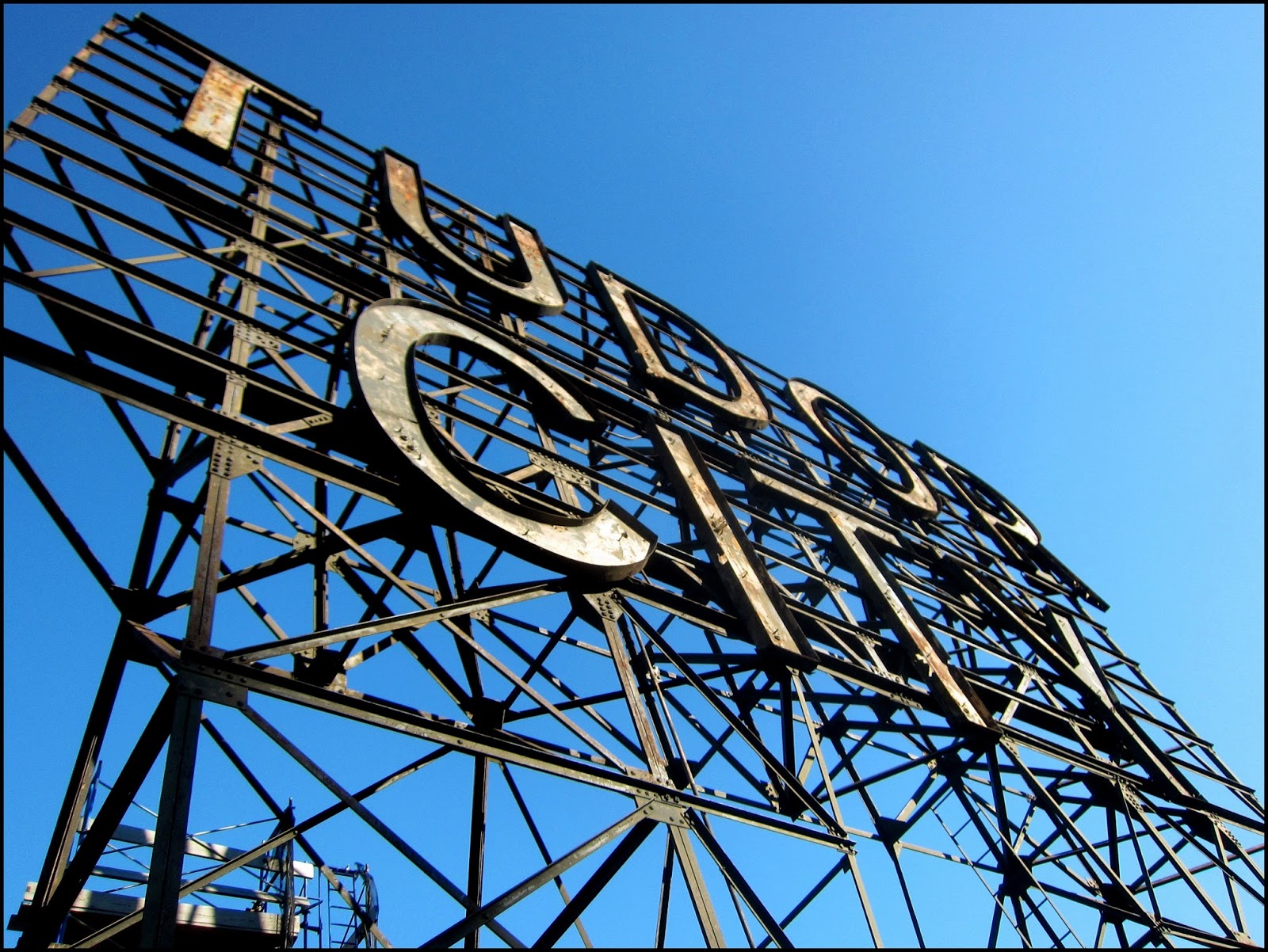 Tudor City Confidential: THE SIGN, Part One