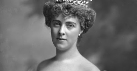 "Tweedland" The Gentlemen's club: Daisy, Princess of Pless