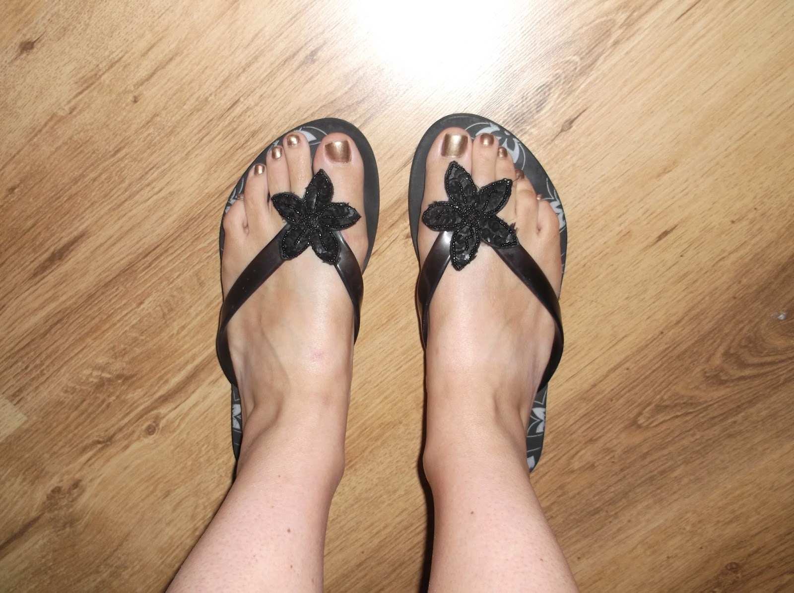 No Mean Feet for the Duchess : 2013