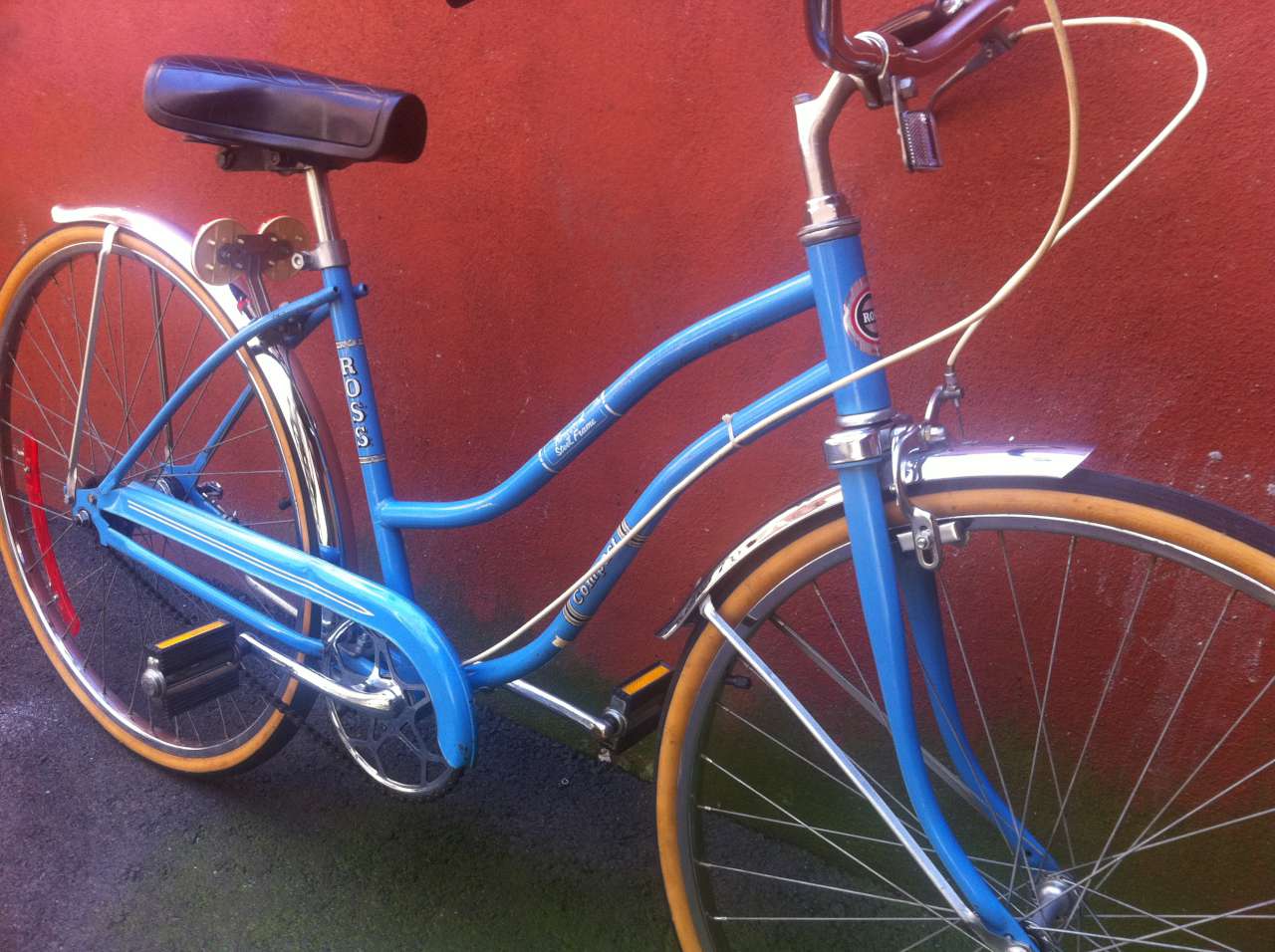 Bike Boom refurbished bikes: Early 80's Ross Compact 3 speed bike