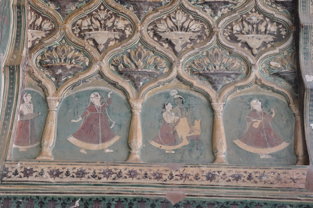 A Tapestry of Pictures: Chomu Palace - Jaipur, India
