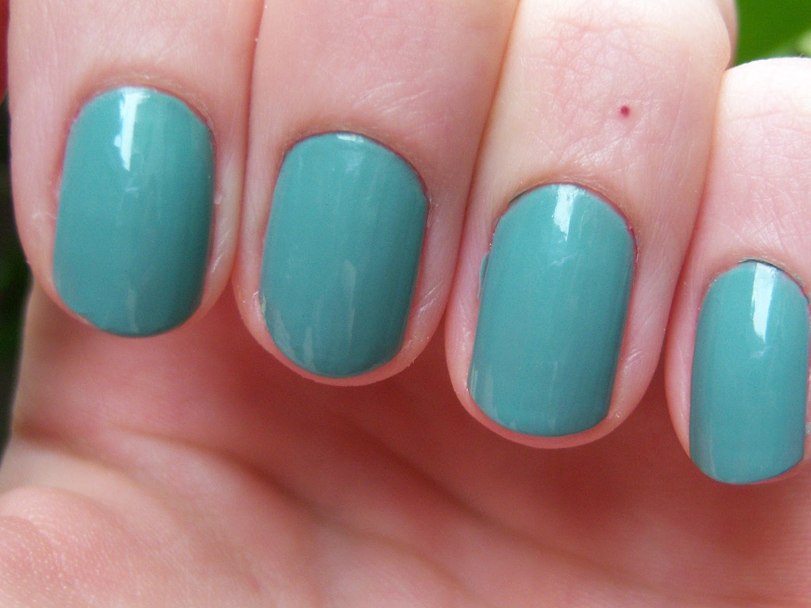 Shadow and Shimmer: Zoya Bevin Swatch