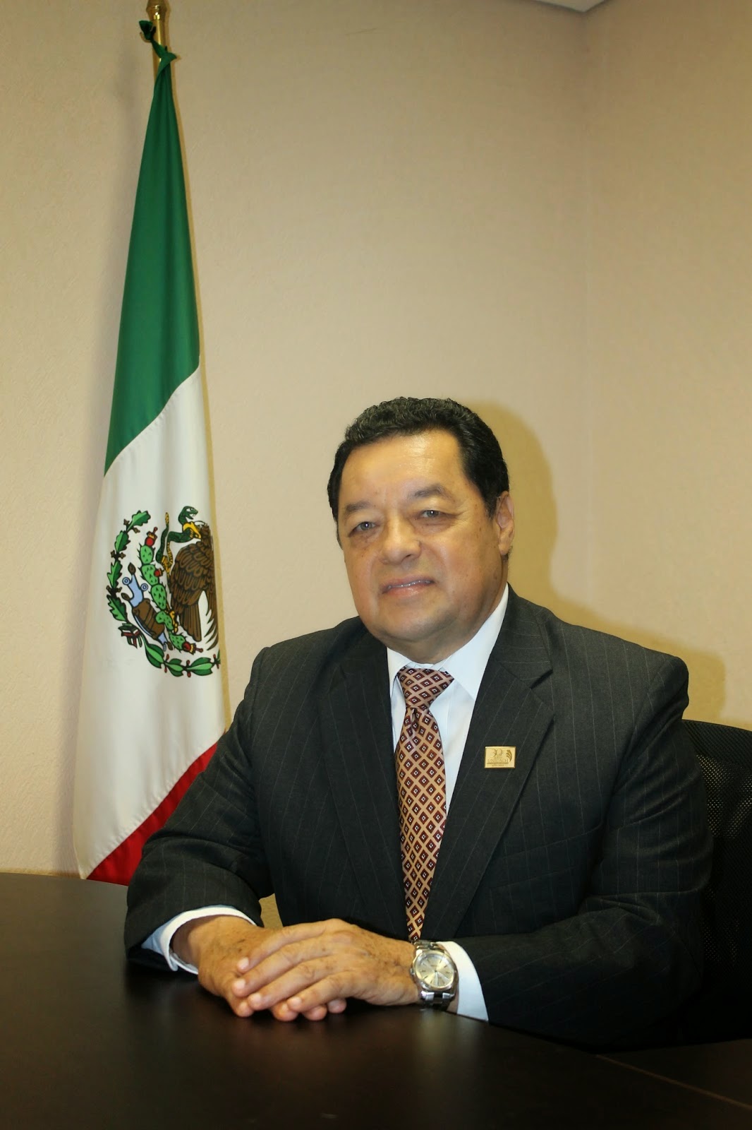 expressnews: Rinde rector universitario Tercer Informe de Actividades ...