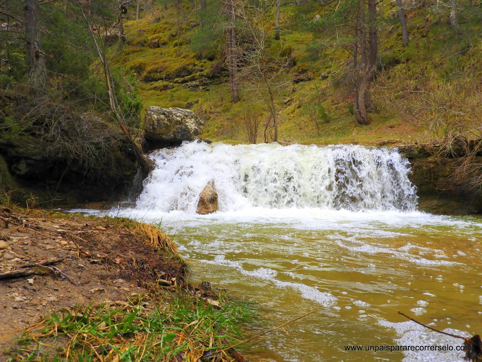 Un país para recorrérselo: Gúdar, el pueblo que da nombre a toda una sierra