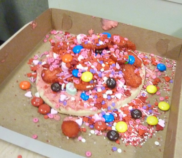 Project Denneler: Peace, Love & Pizza