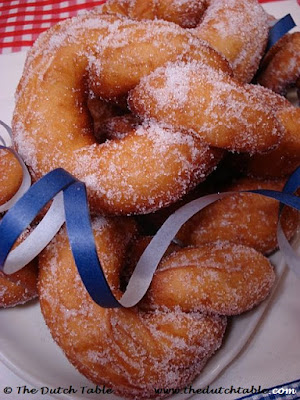 Nonnevotten (Dutch Donuts)