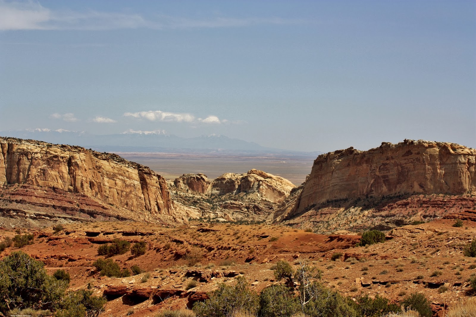 The Southwest Through Wide Brown Eyes: Oh Swell, the San Rafael Reef.