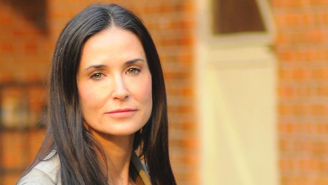 Trozos De Tartadefresa Demi Moore Actriz Y Coleccionista De Muñecas