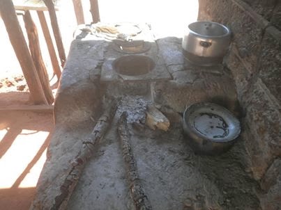 ANGICO E SUAS LENDAS: COMIDA EM PANELA E FOGAO DE LENHA