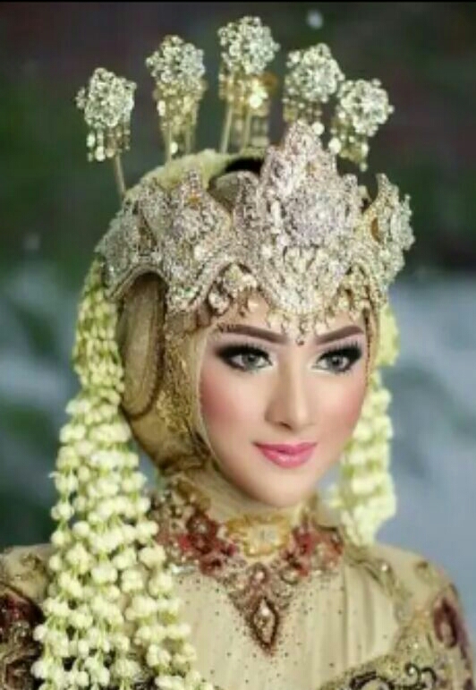 Rias Pengantin Cilacap Barat: Icih salon rias pengantin untuk wilayah ...