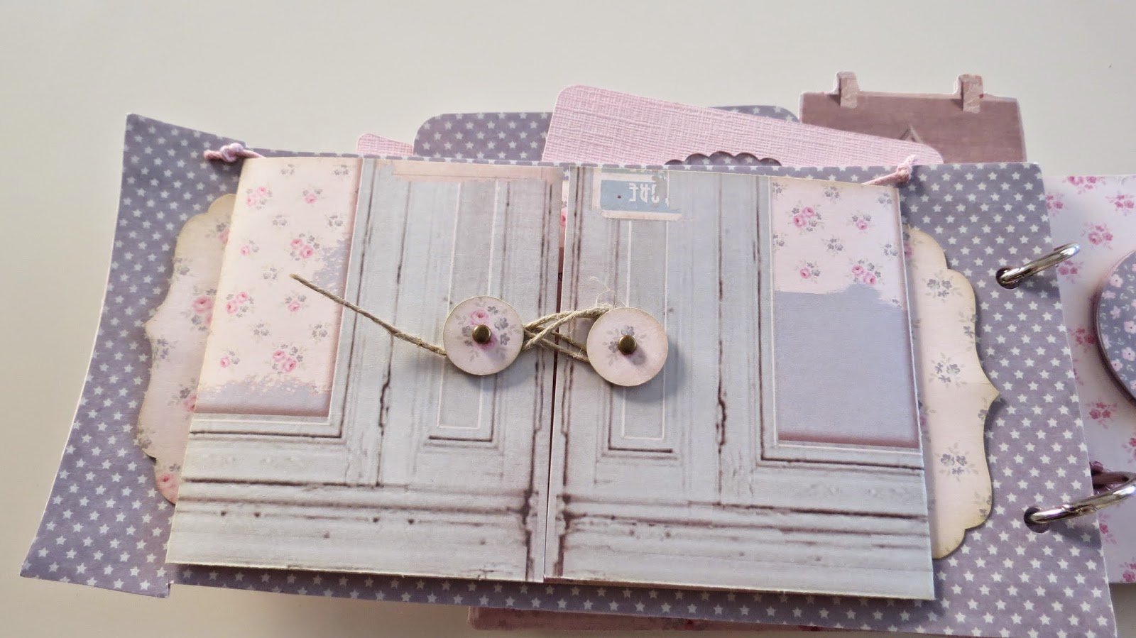Scrapbooking a Lleida: Mini àlbum tilda