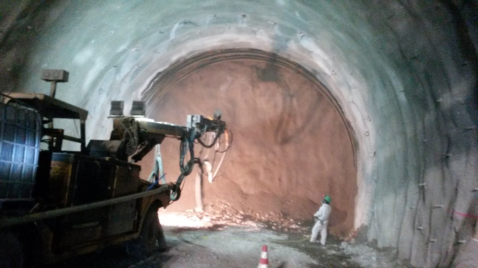 Minería Hoy: LA NUEVA MINERÍA SUBTERRÁNEA