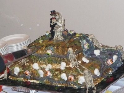 Celebrating with Topperland: 5 of the Worst… Wedding Cakes