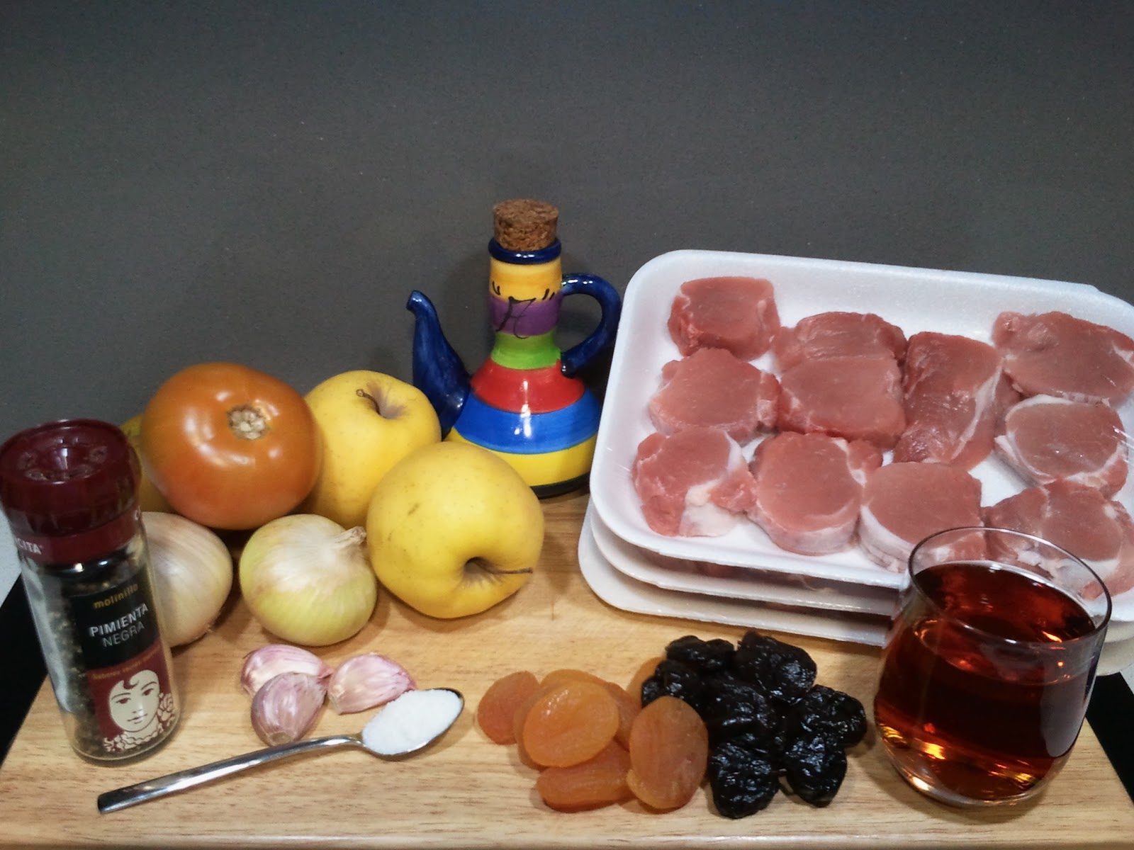 HASTA LA COCINA: Solomillo de cerdo con orejones y ciruelas pasas