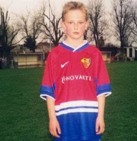 Football Players Childhood Pics ( 2000+ pics)